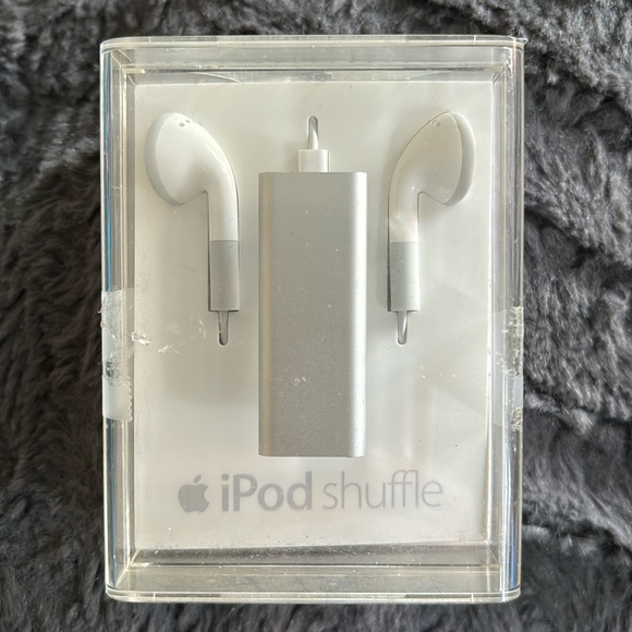 Apple | Portable Audio & Video | Ipod Shuffle 3rd Gen Circa 209 | Poshmark